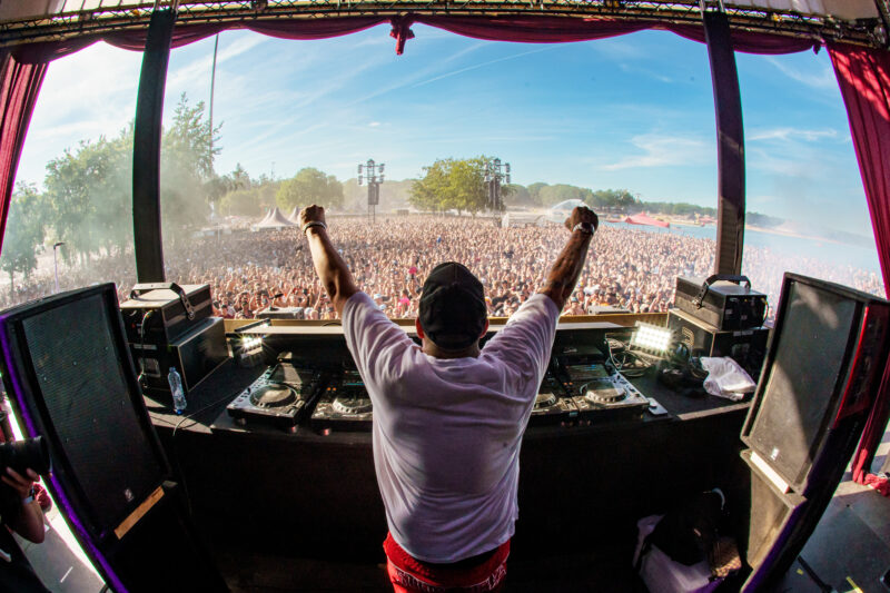 » Watch the set of Rooler at Dominator 2022 here! » Watch the set of Rooler at Dominator 2022 here!